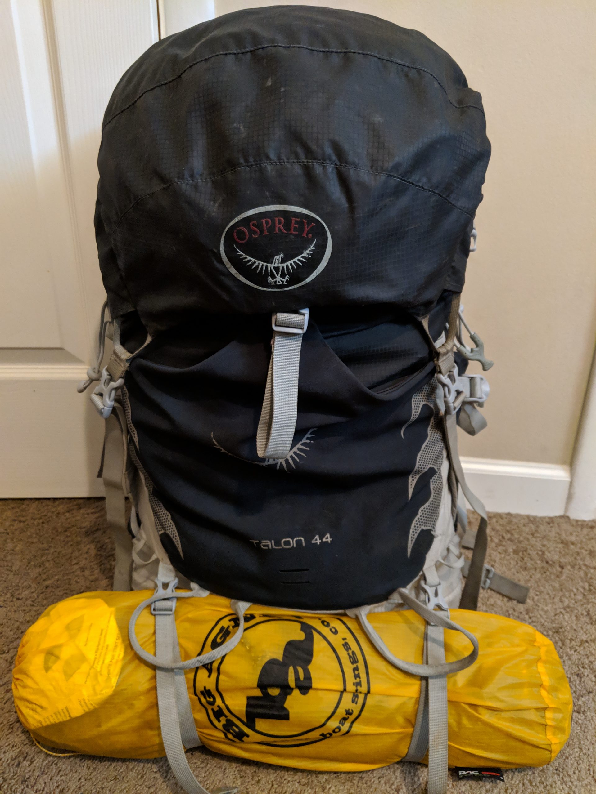 Backpack Vs Suitcase for Travel: Pros and Cons - Where The Road Forks