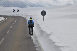 Cold Weather Cycling: 30 Tips for Riding a Bike in the Winter - Where ...