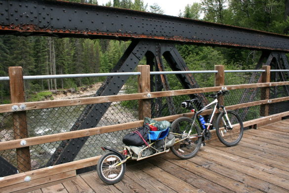 The Best Bike Cargo Trailer for Bicycle Touring - Where The Road Forks