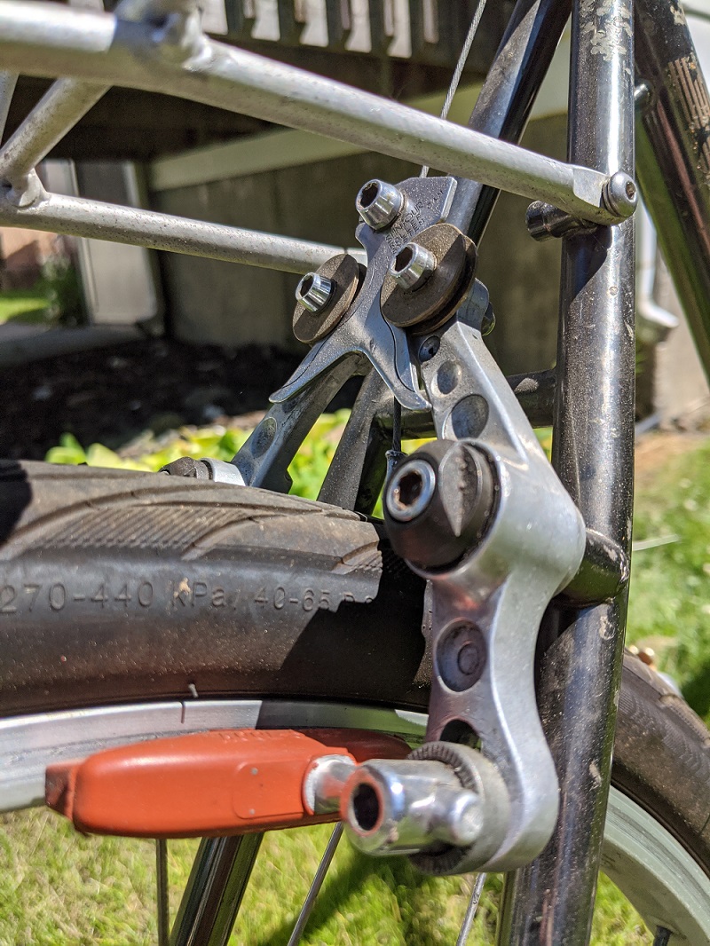 Roller Cam Brakes: How to Adjust and Compatibility - Where The Road Forks