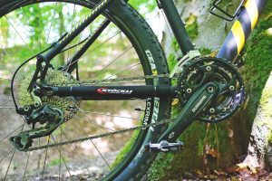 Electronic Vs Mechanical Shifting: Pros and Cons - Where The Road Forks