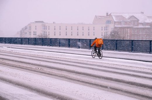 Cold Weather Cycling: 30 Tips for Riding a Bike in the Winter - Where ...