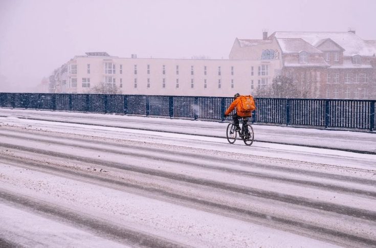 Cold Weather Cycling: 30 Tips for Riding a Bike in the Winter - Where ...