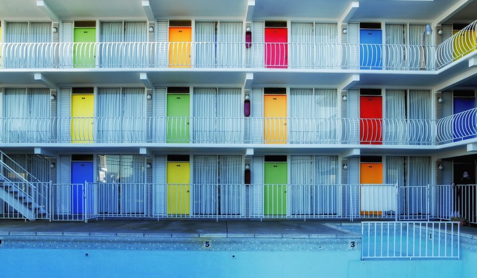 Motel Vs Hotel: What's the Difference and Pros and Cons - Where The ...