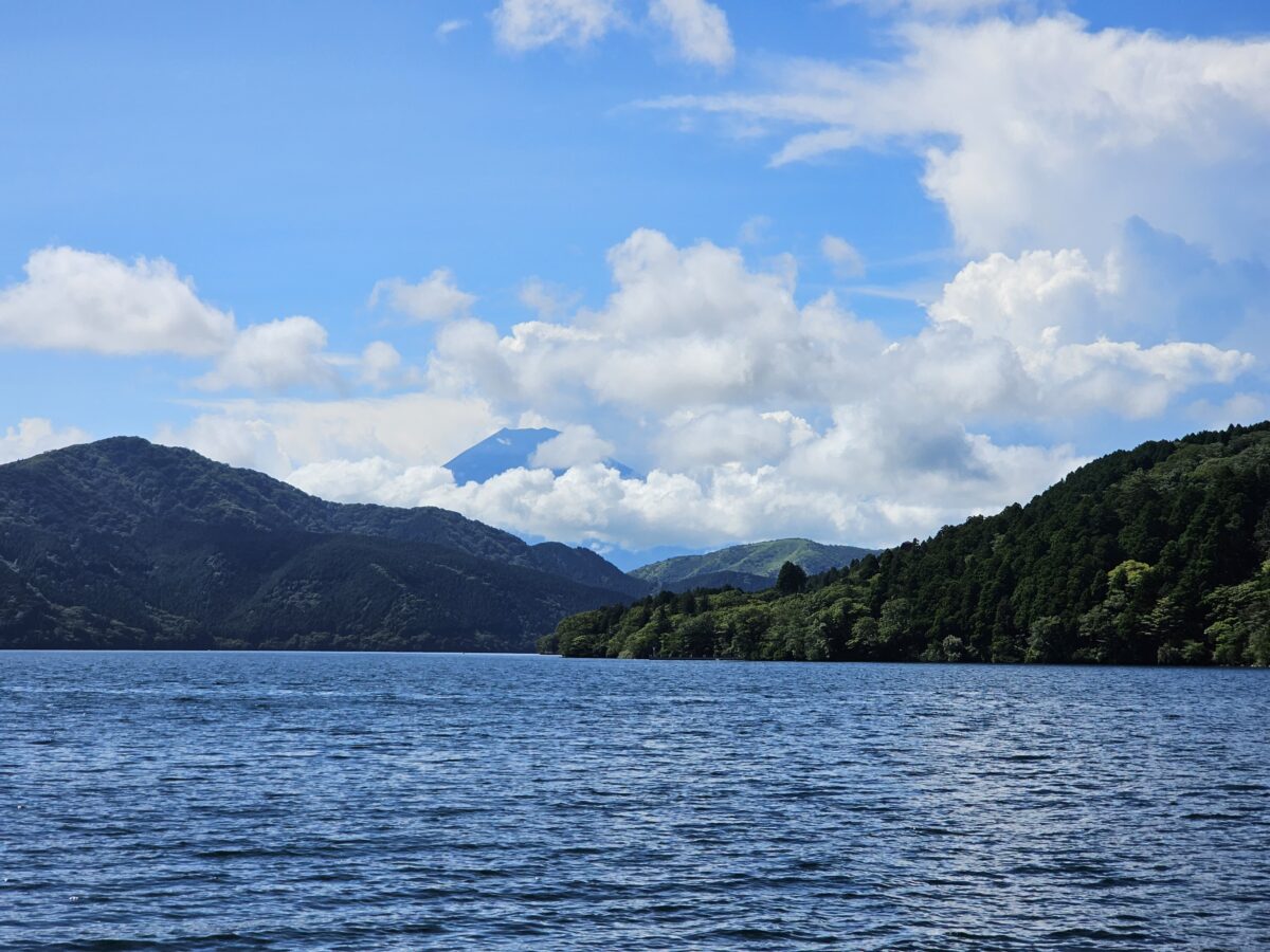 How to Take a Hakone Day Trip from Tokyo - Where The Road Forks
