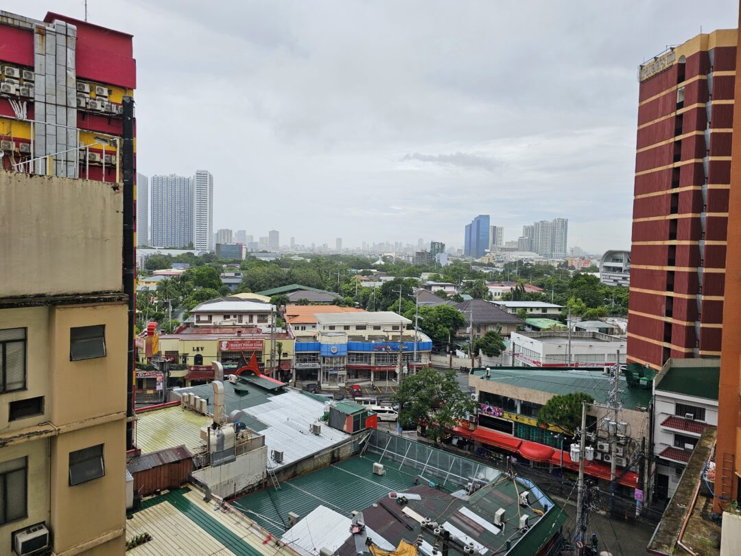 How to Travel from Manila to Angeles City by Bus, Taxi, and Air - Where ...